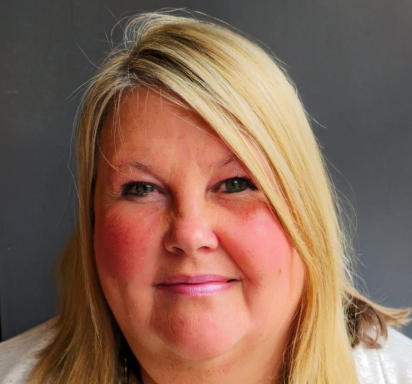 Alyson Connew | Substack