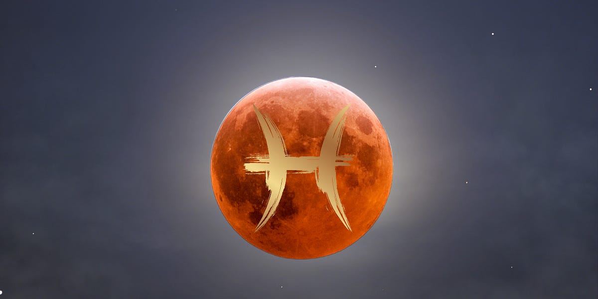 Full Moon Lunar Eclipse in Pisces - by Rhianna Quanstrom