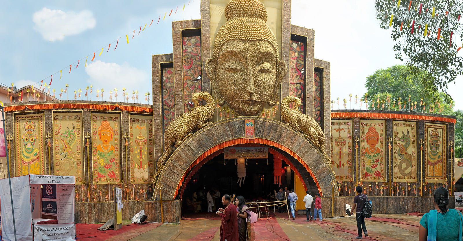 Durga Puja Pandals in Delhi 2025 – 10 Must-Visit Destinations