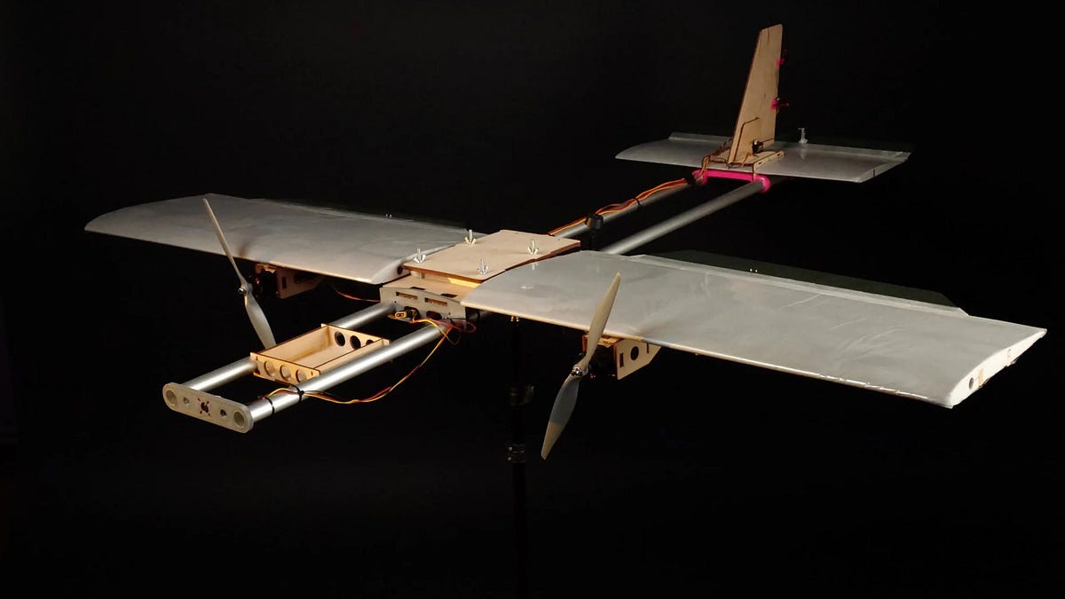 Ukrainians Reverse-Engineer Russia’s Molniya Drone From Photos