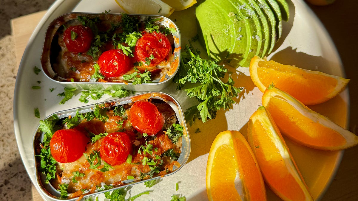 Air-fried sardines! For brain health, strong bones, and hormone support...