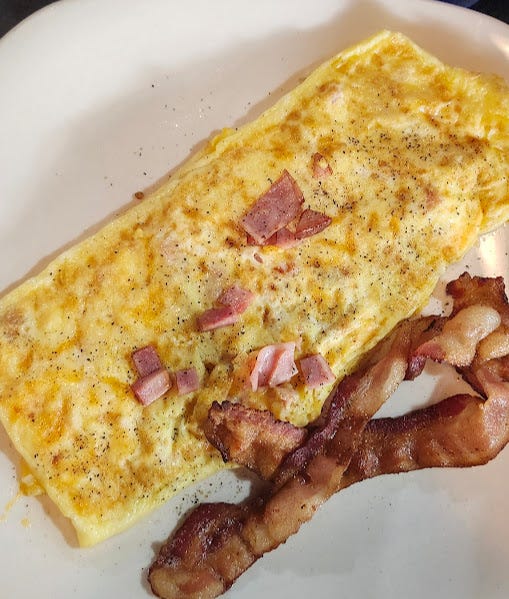 My Top 4 Favorite Places in Gatlinburg to Order an Omelet