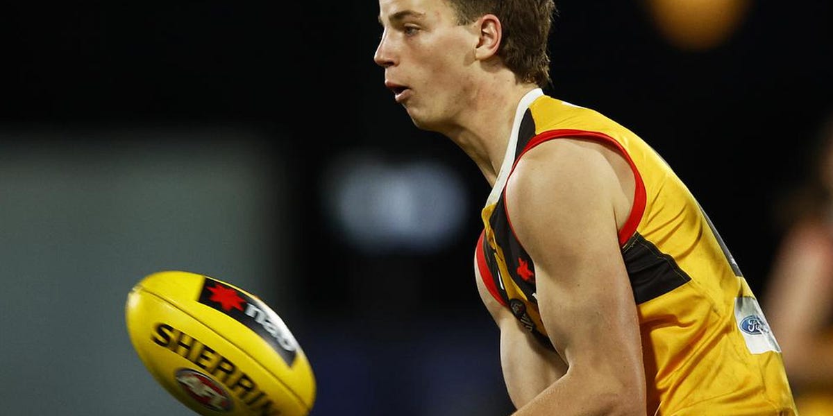 Worth the (Hust) Waite in gold - AGAIN - by Andrew Weiss