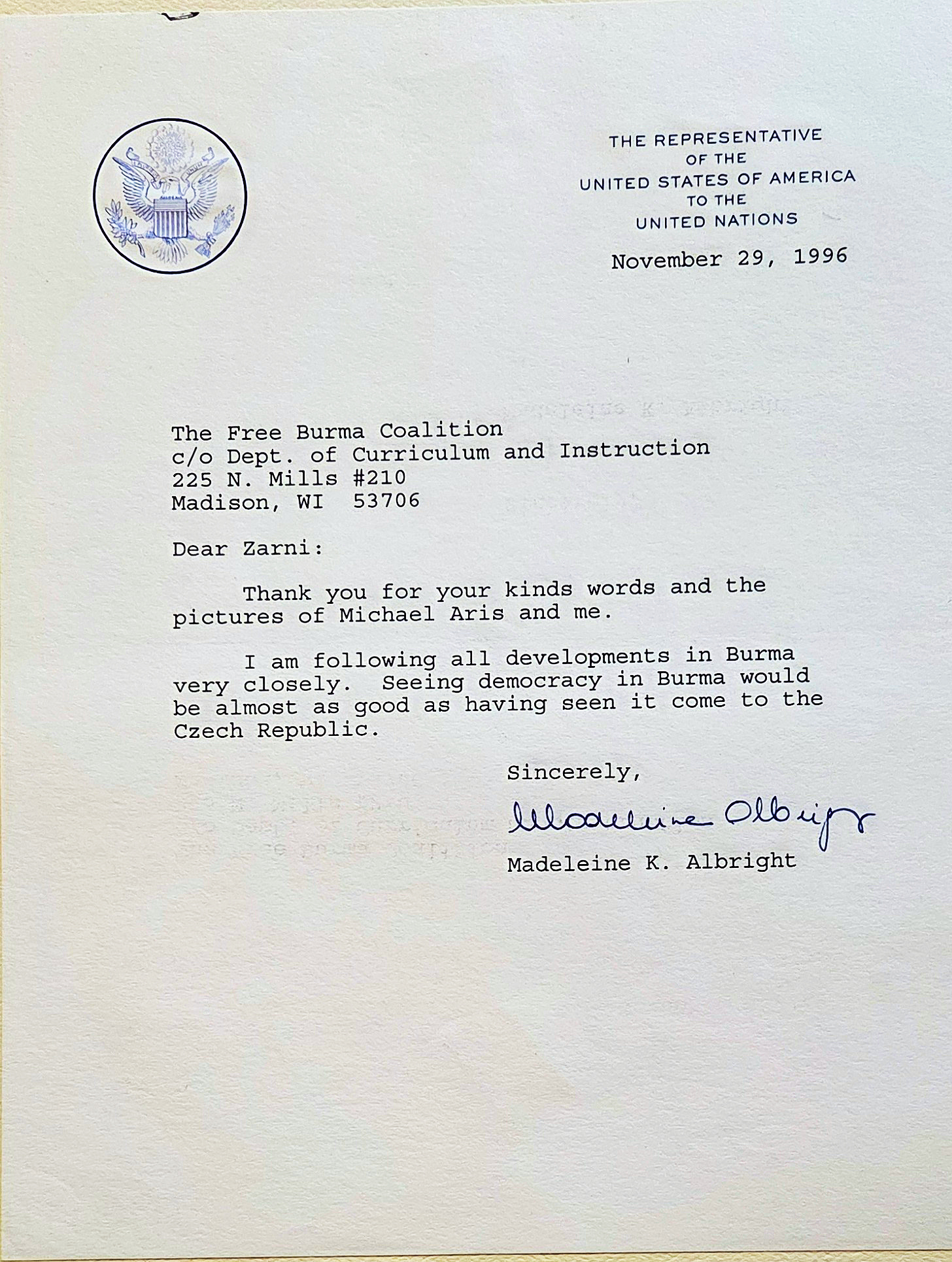 Iranians! Trust US imperialists and You Die! From Dwight in Hungary ...