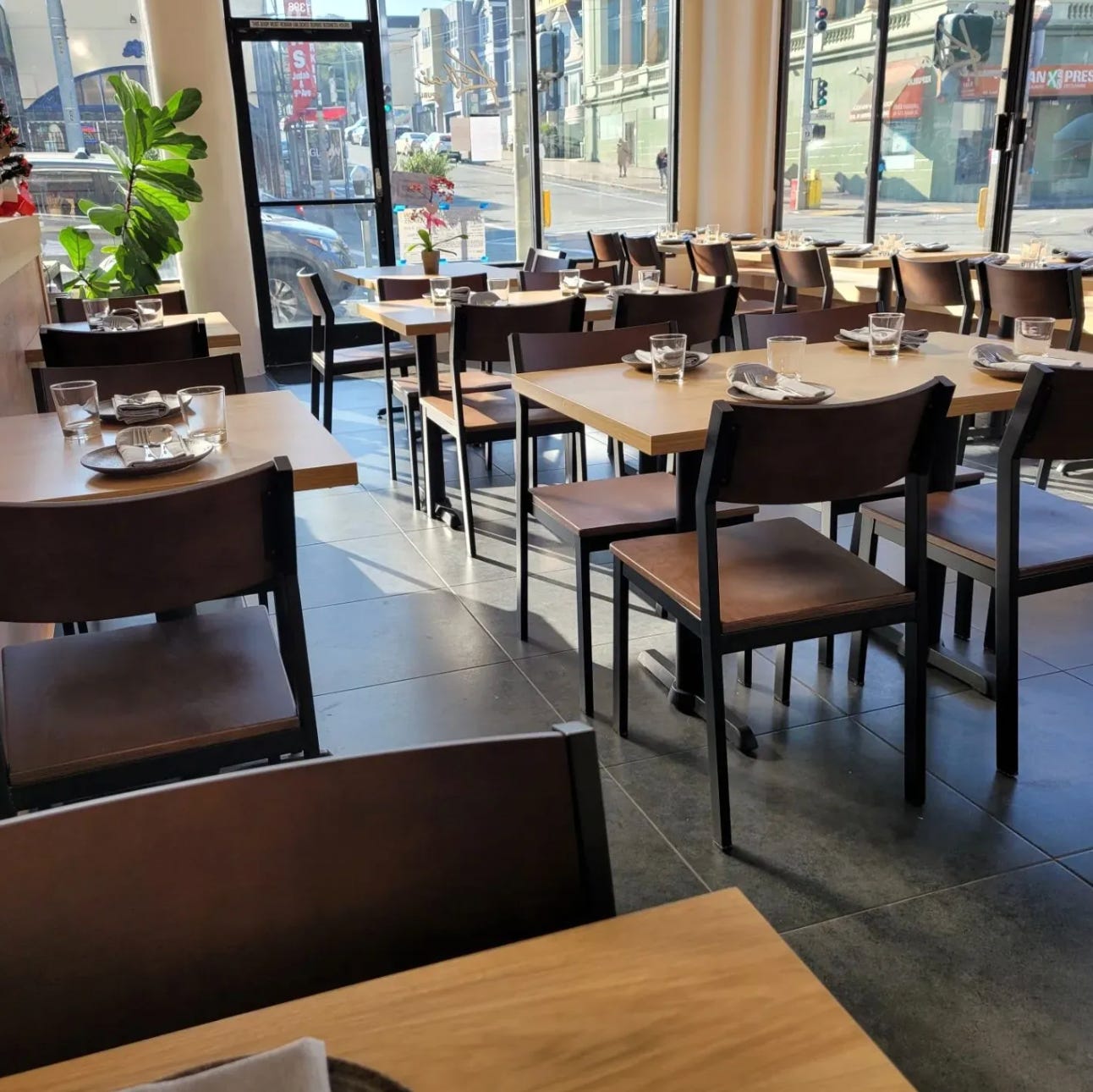 Dining, Inner Sunset - FOUND SF