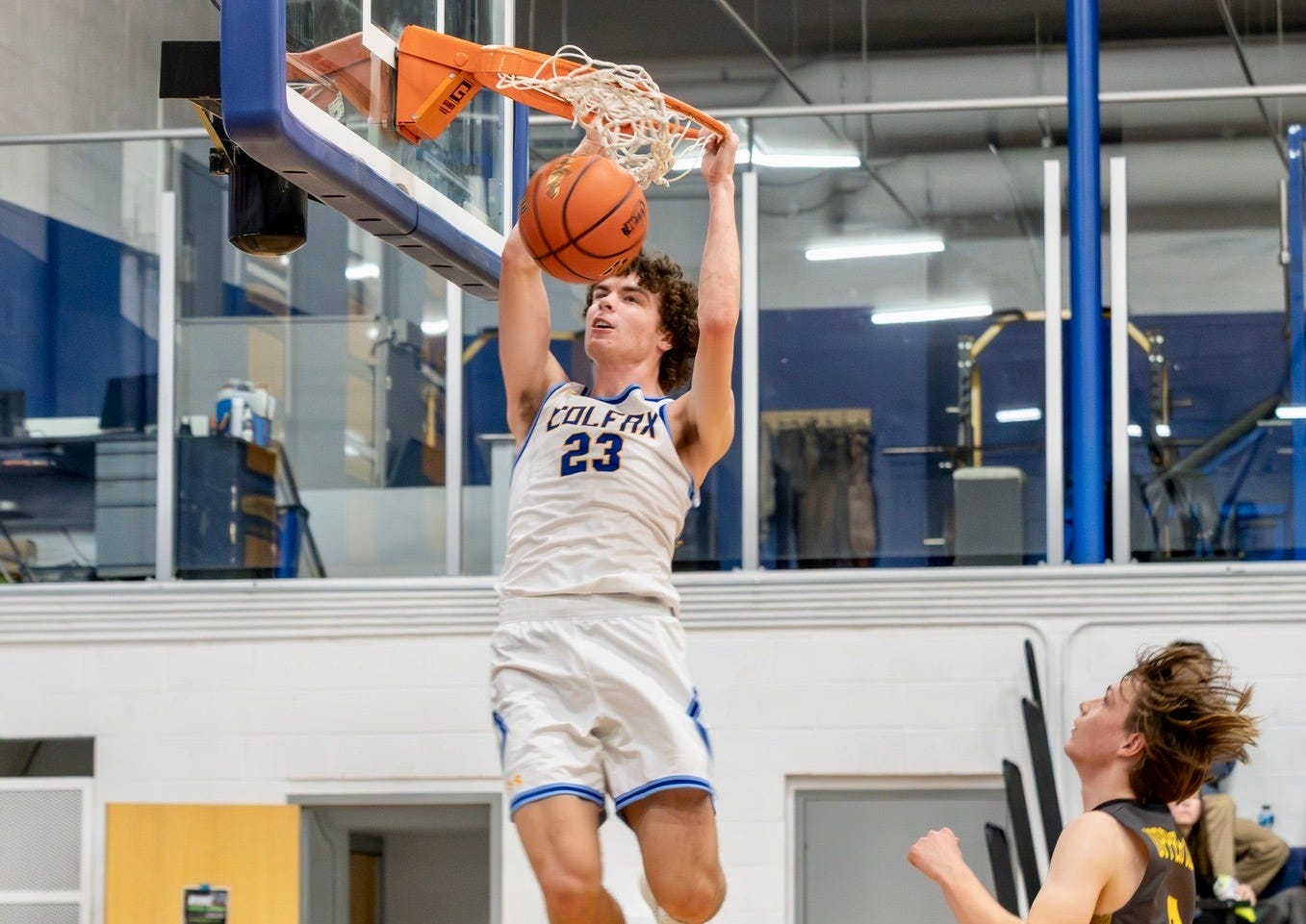 VarsityWA's 2025-26 boys basketball rankings for all classifications ...