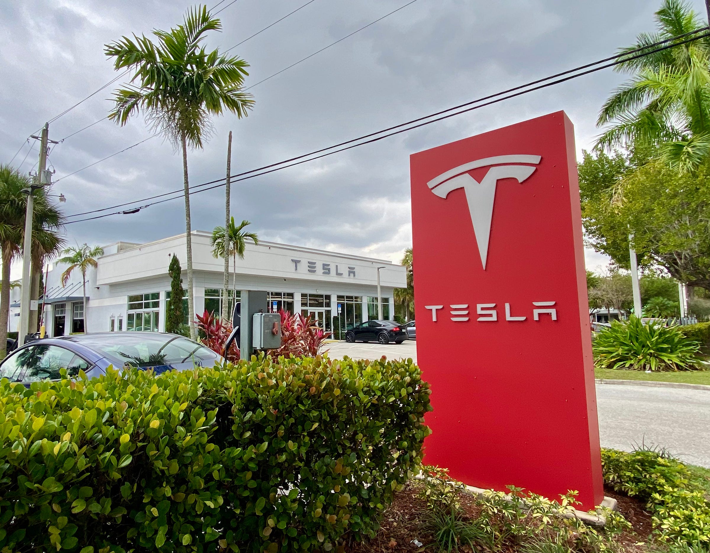 Why Tesla could drive some potential visitors away from a city ...