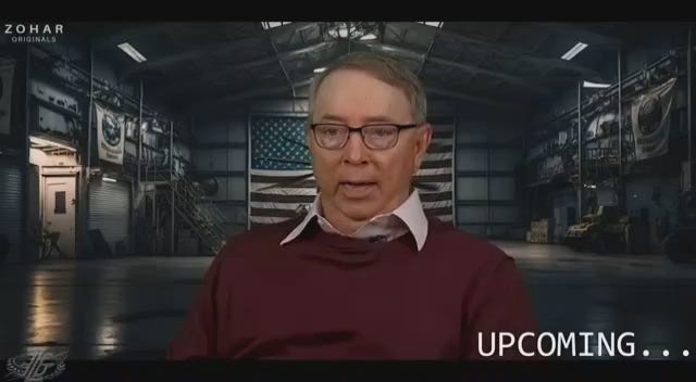 AIR FORCE WITH A BLOWER CONFIRMS EARRING WRECKAGE AT ROSWELL / RICHARD DOTY