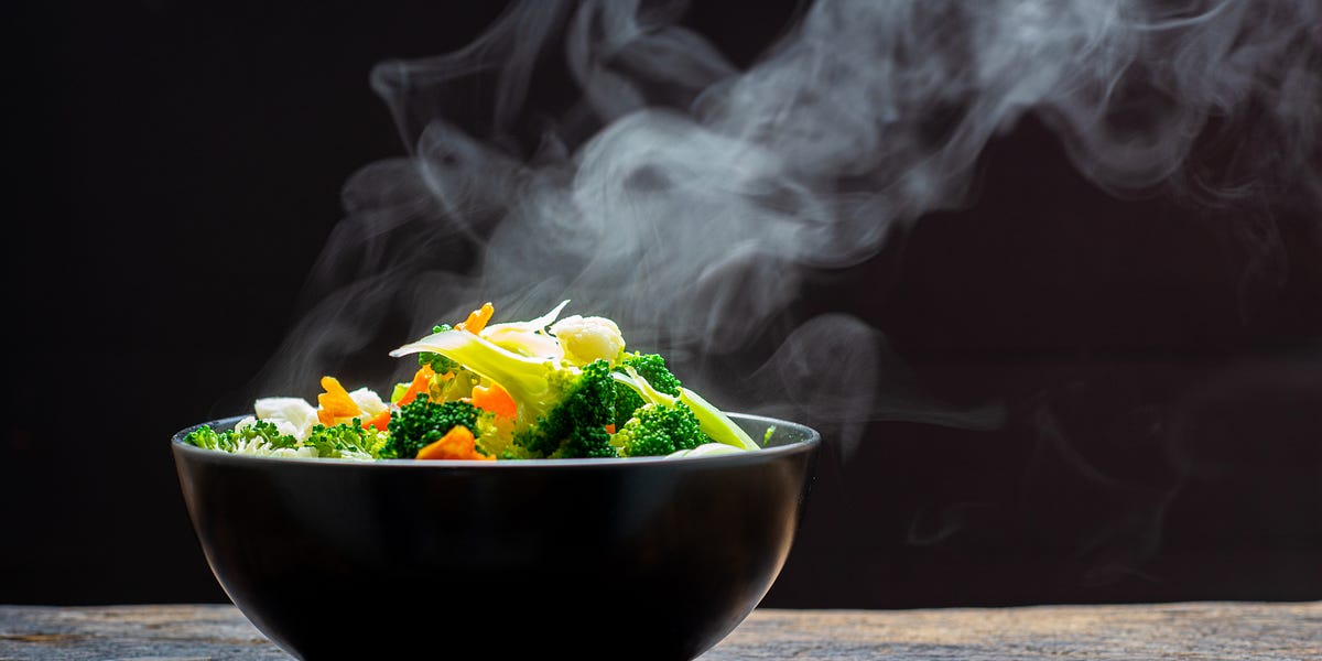 steaming with a plate