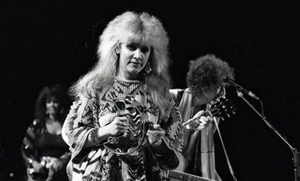 Song Debuts and Stevie Nicks - by Ray Padgett