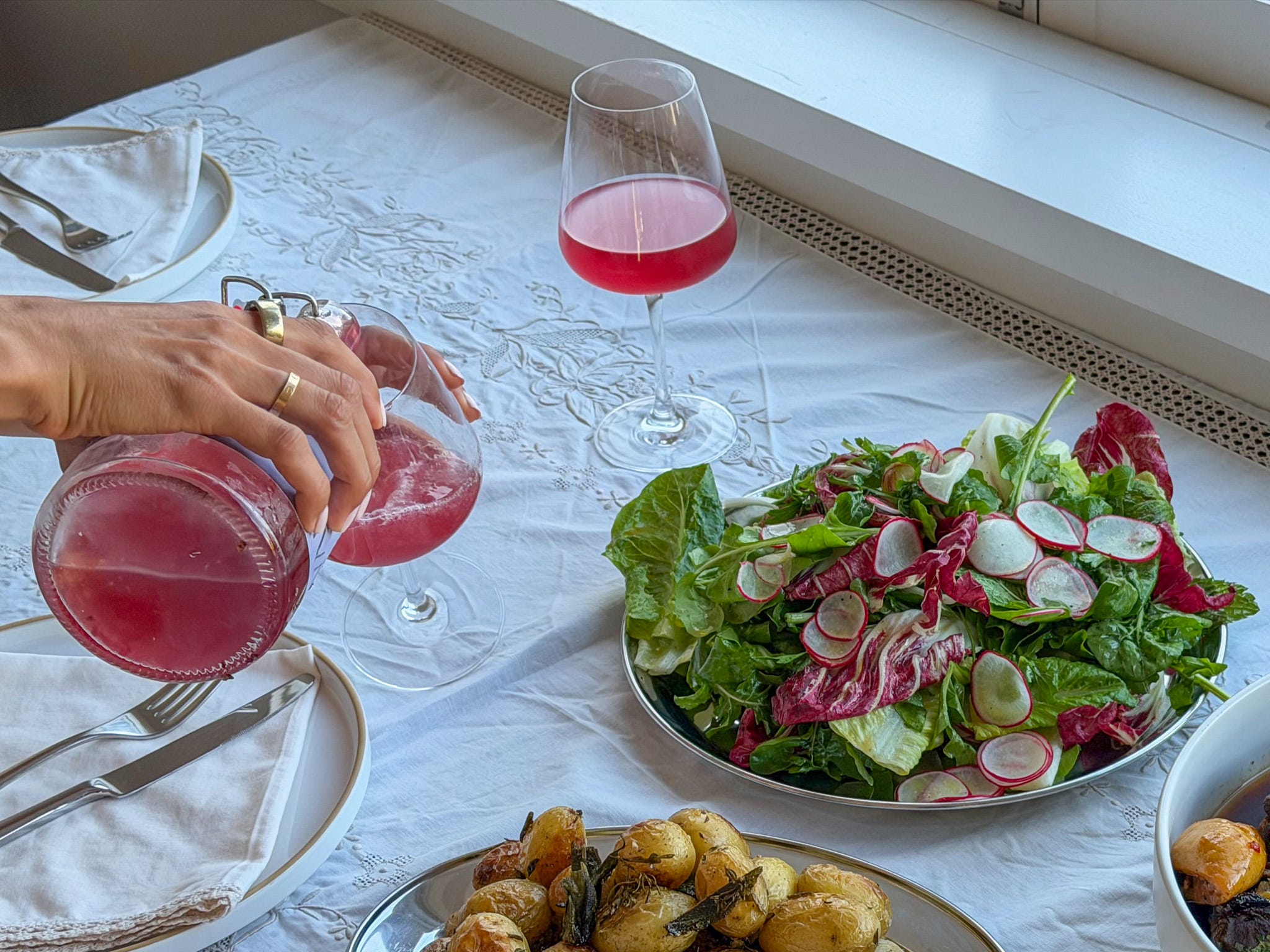 How to Host a Dinner Party Without Losing Your Mind