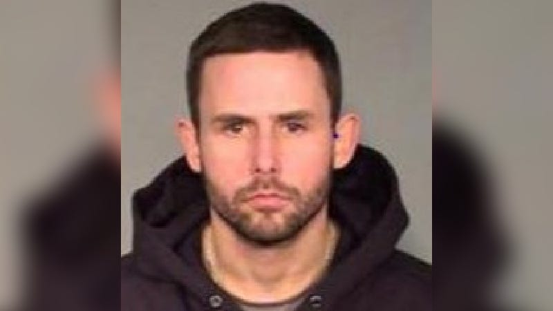 Fredericton man wanted on warrants