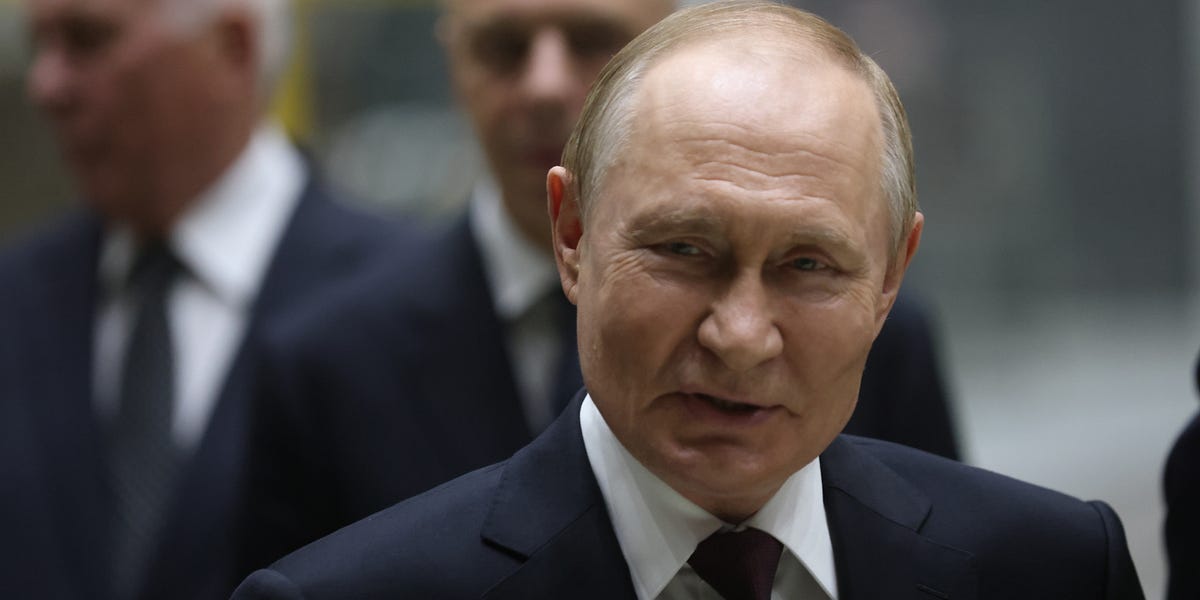 Comments - Hey, Donald: The Red Carpet Didn’t Work