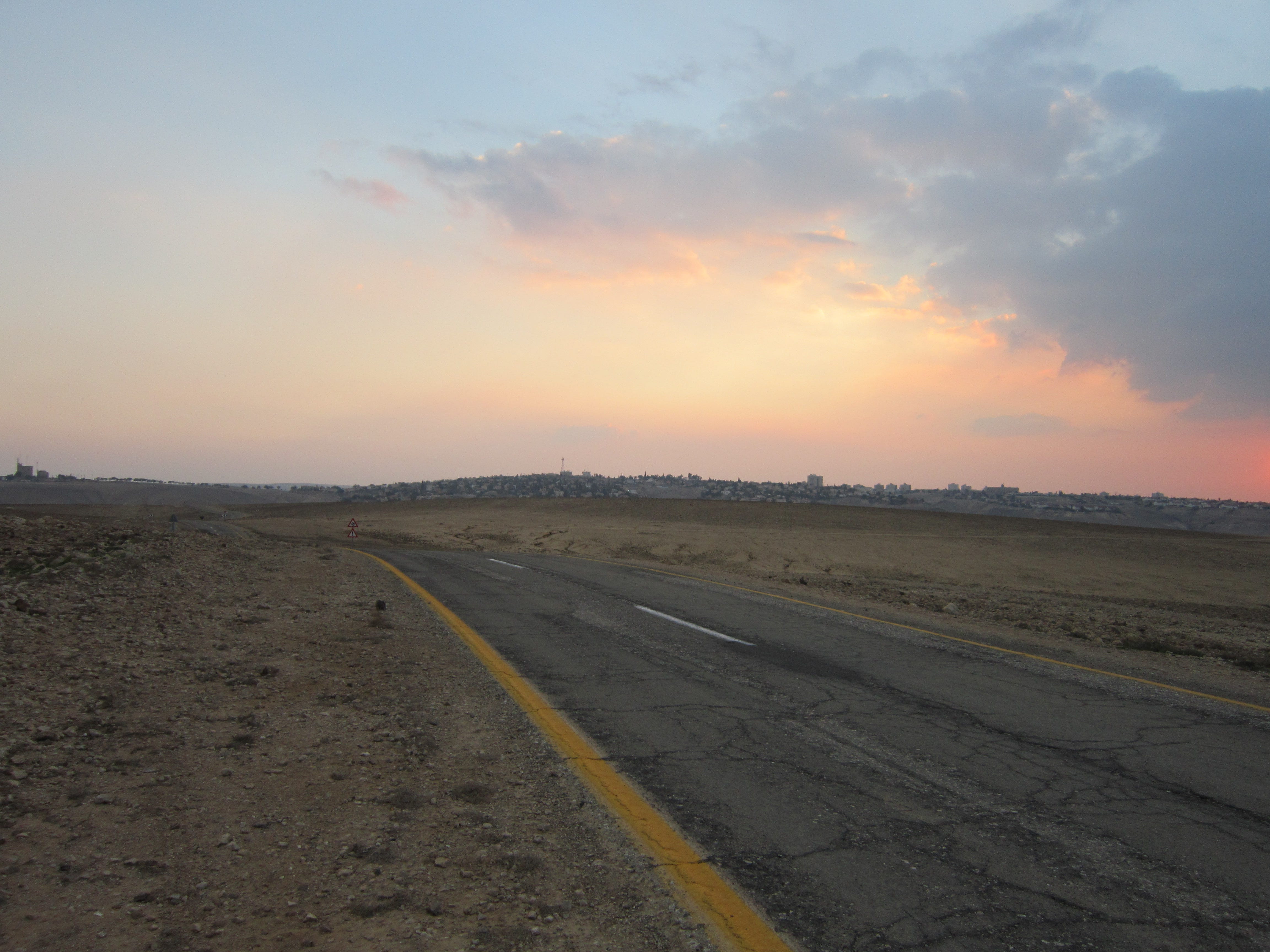 The Emerald City - by Ariela - Writing Visuals