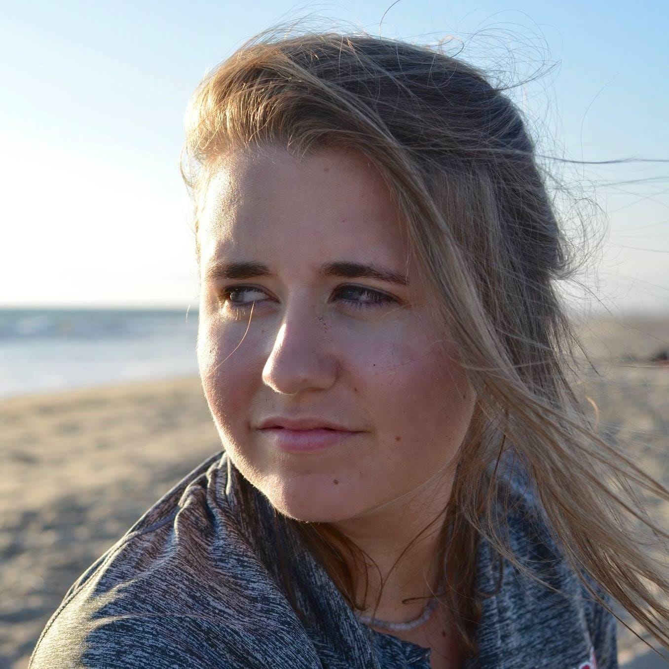 Evelyn Peregrin | Substack