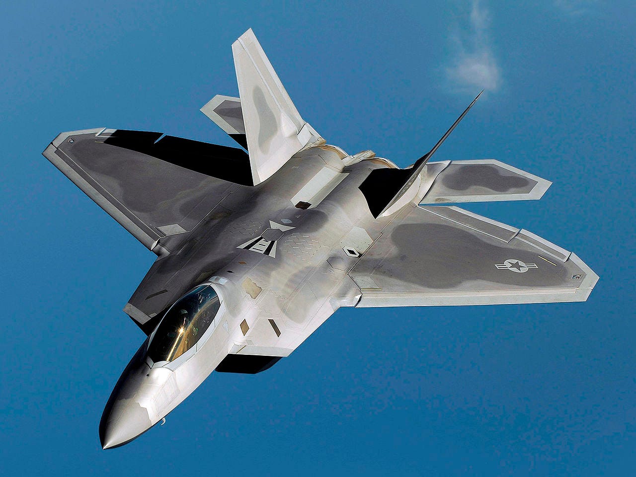 The Evolution of Aircraft: From First to Sixth Generation