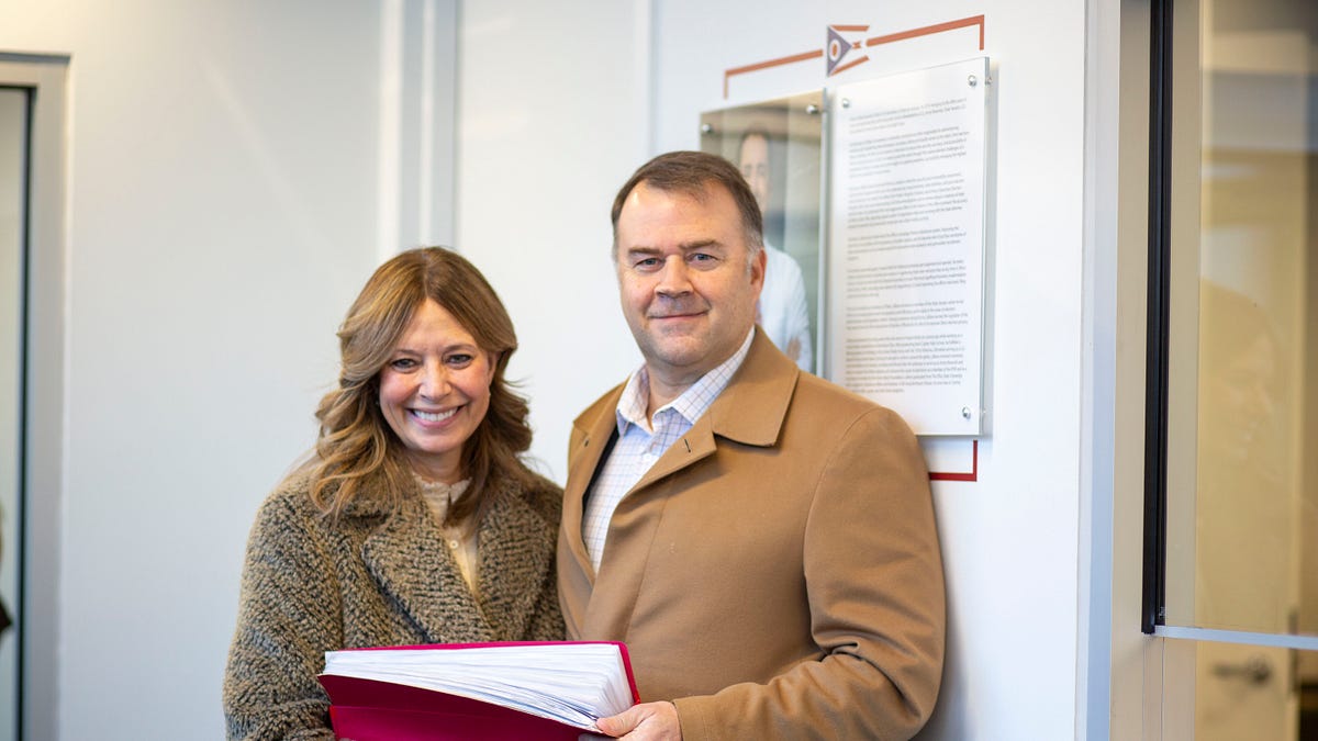 NEW: Amy files her petitions to officially be on the ballot!