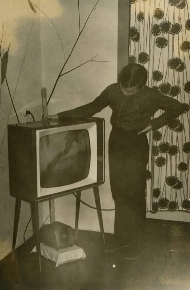 Glimpsing a New World: How the Soviets Celebrated Television – Vintage ...