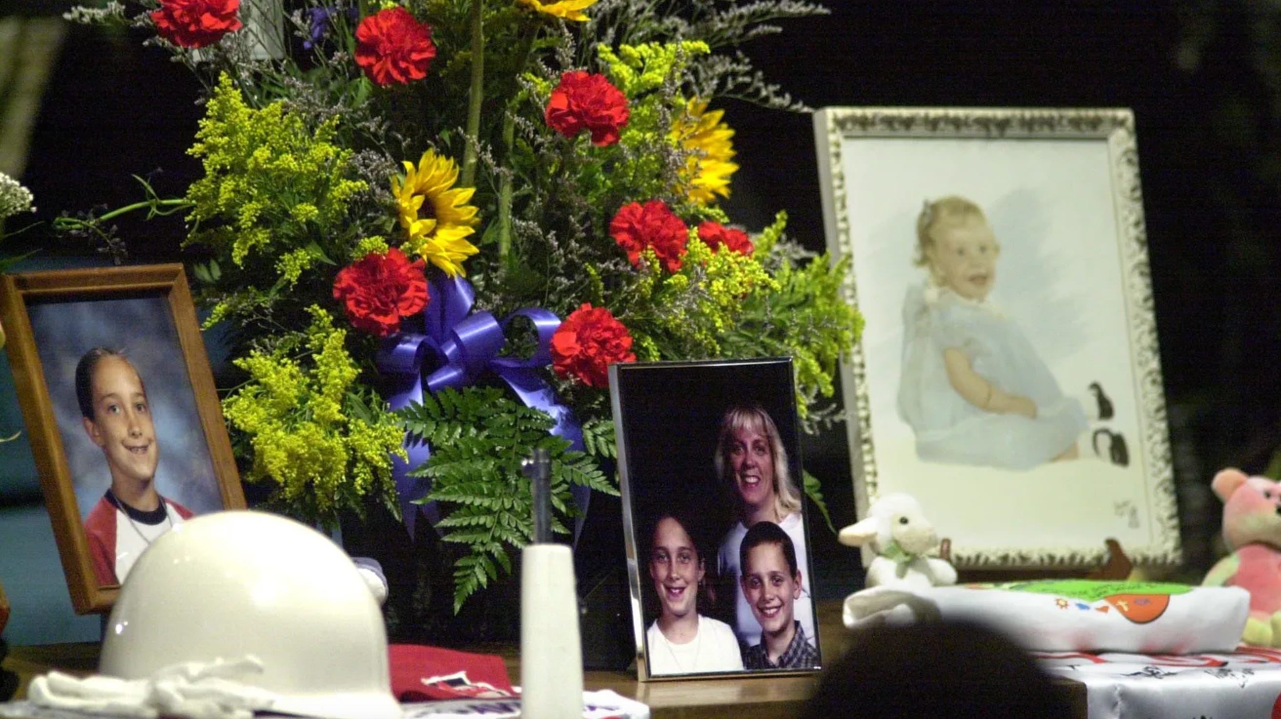 Up in Flames: How Robert William Fisher Murdered His Entire Family and ...