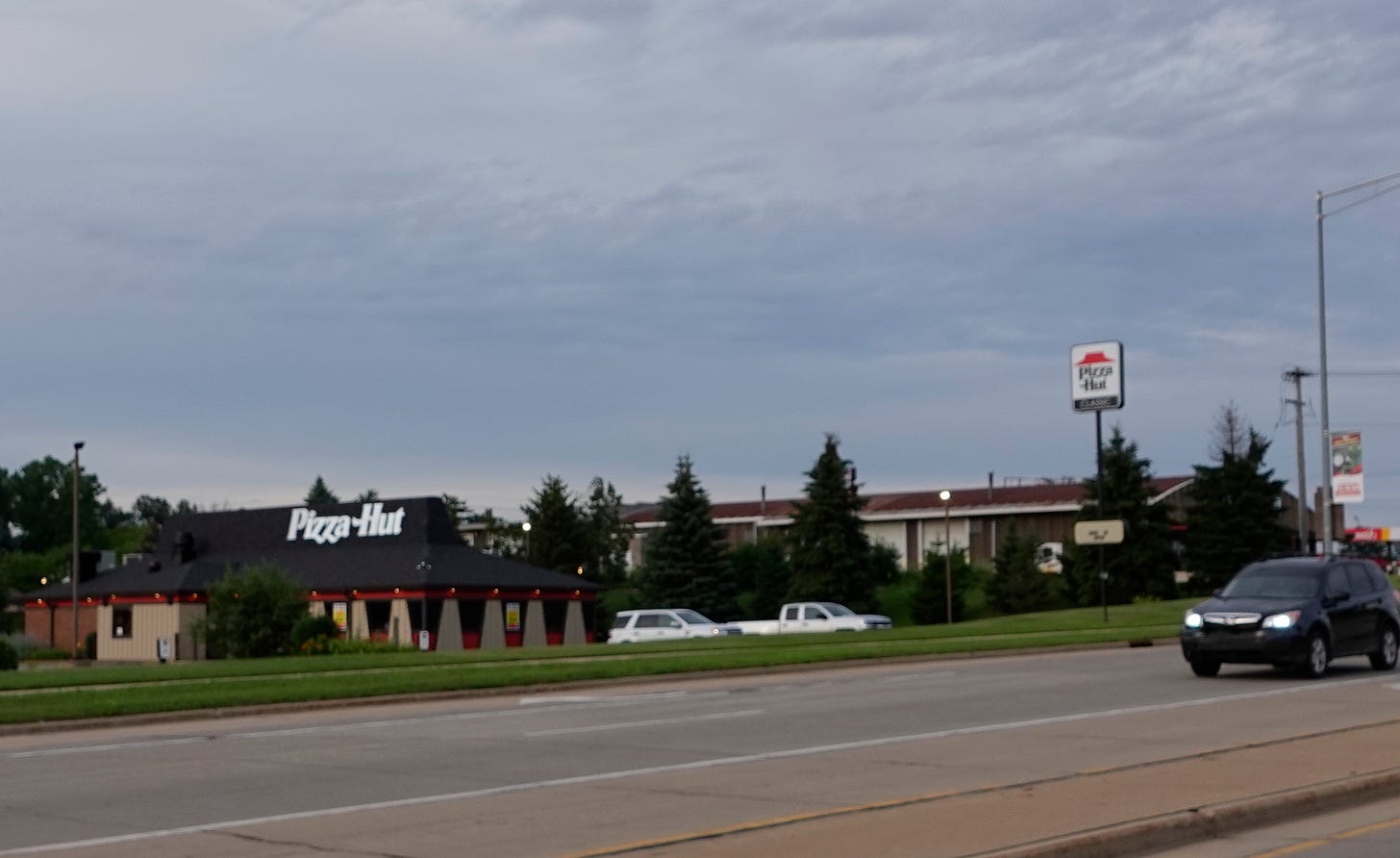 The Retrologist's Guide to Pizza Hut Classics