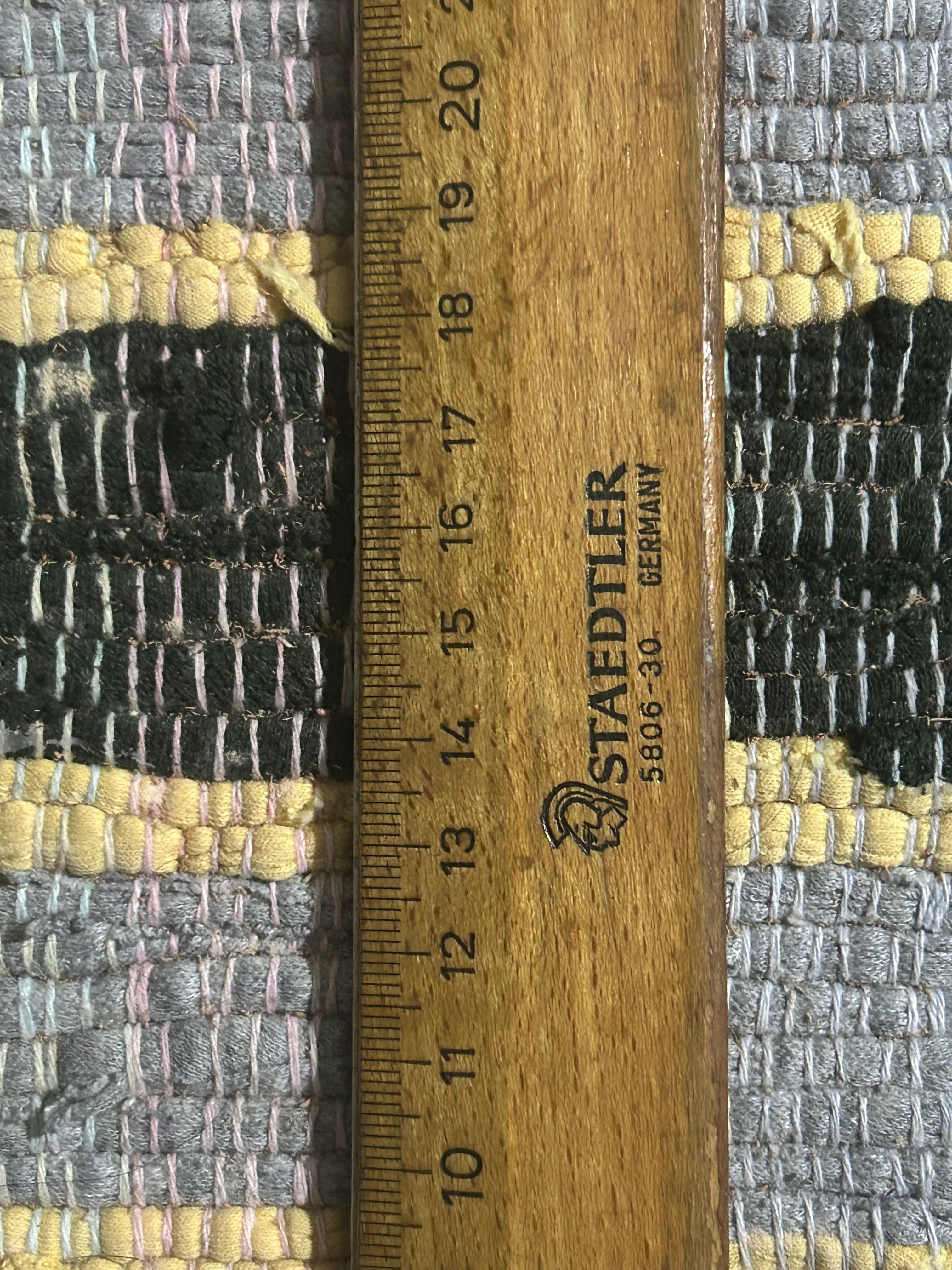 Tape Measure vs. Ruler - by Andreína Mariño R