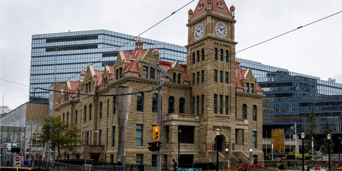 Calgary foreign flag ban stalled as council ducks urgent vote in first ...