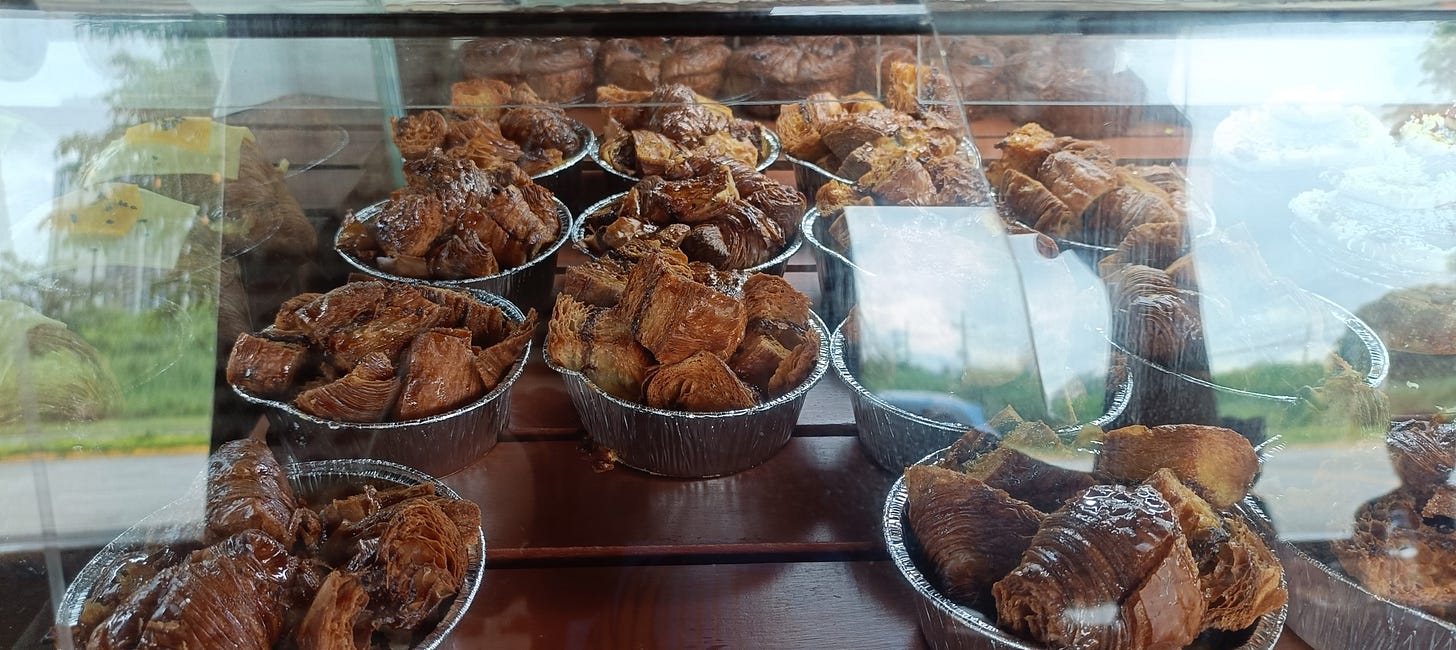 Breakfast at Ijo Bakery - by Frances Leones