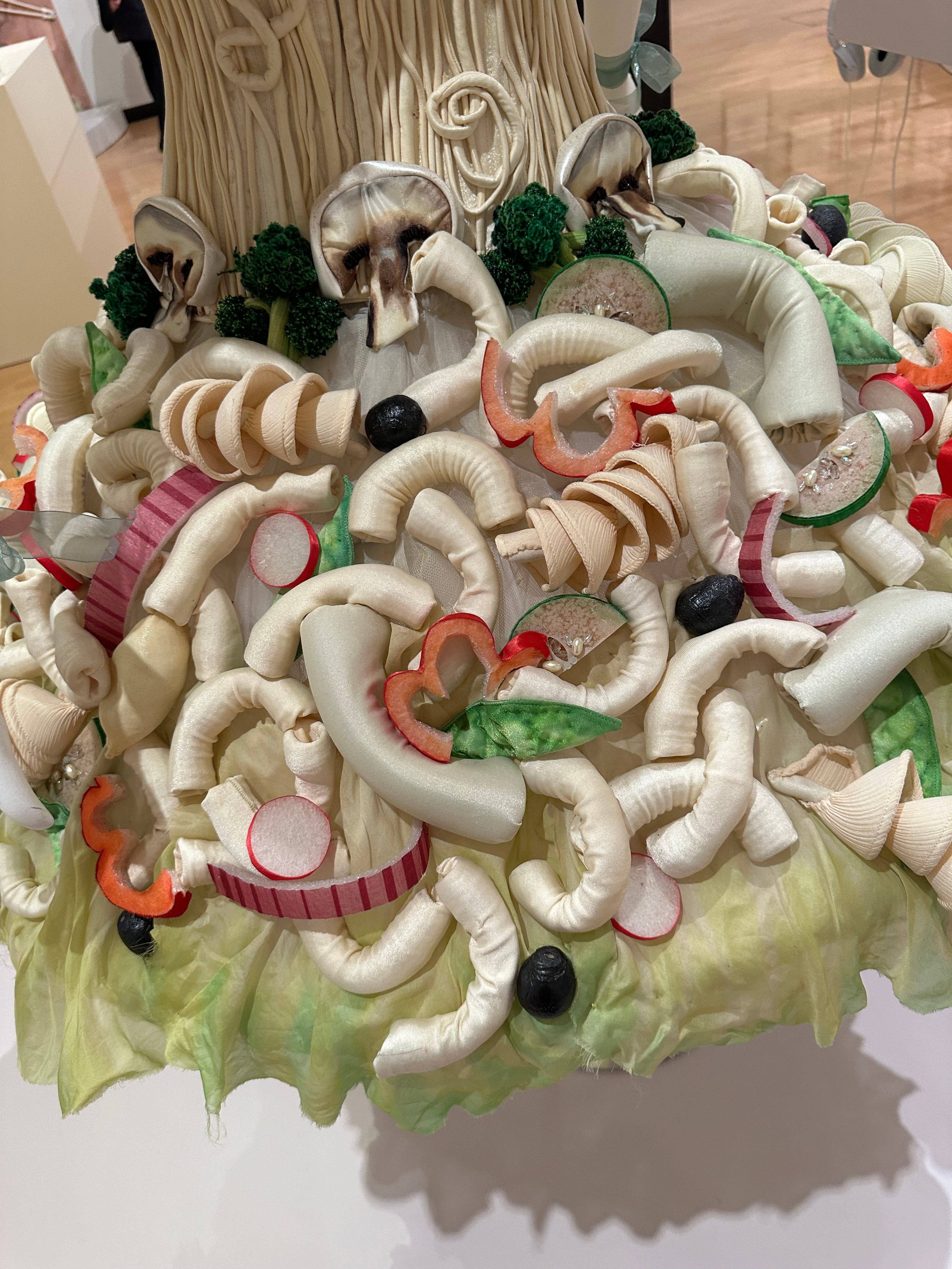 The Wondrous Willa Kim - by Laura McLaws Helms