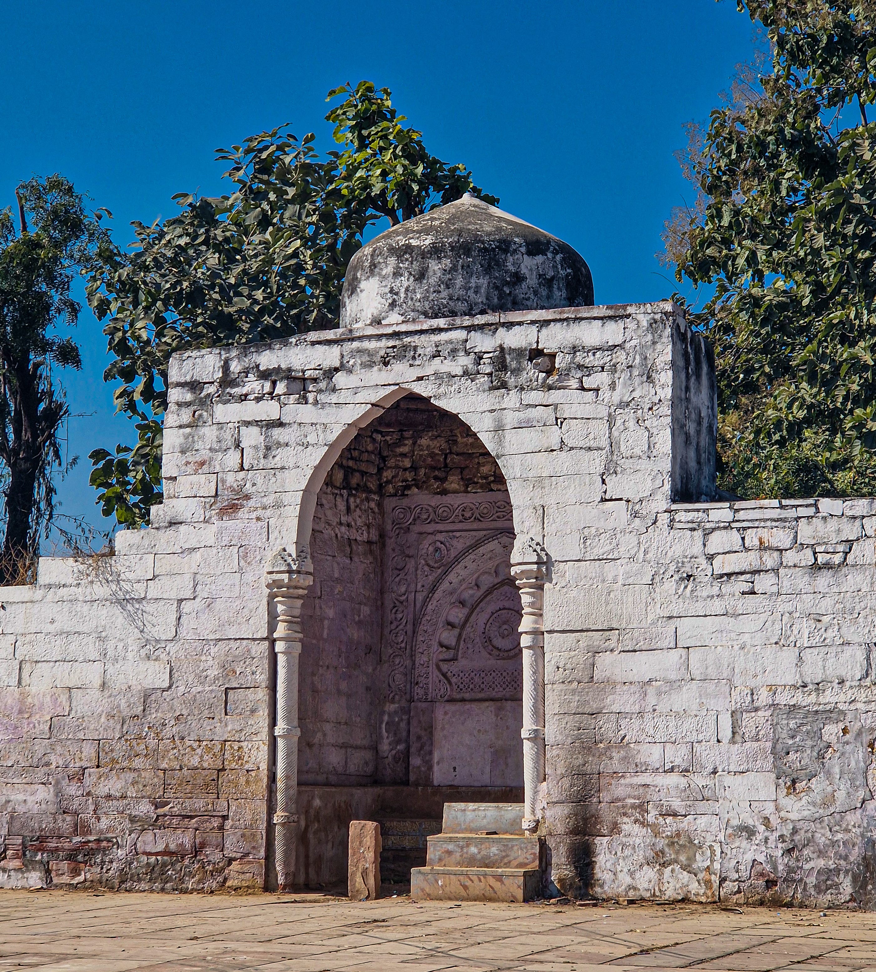 Bayana: India's Forgotten Capital - by Sam Dalrymple