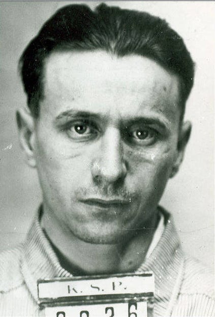 26 Famous Gangsters From The 1920s & 1930s