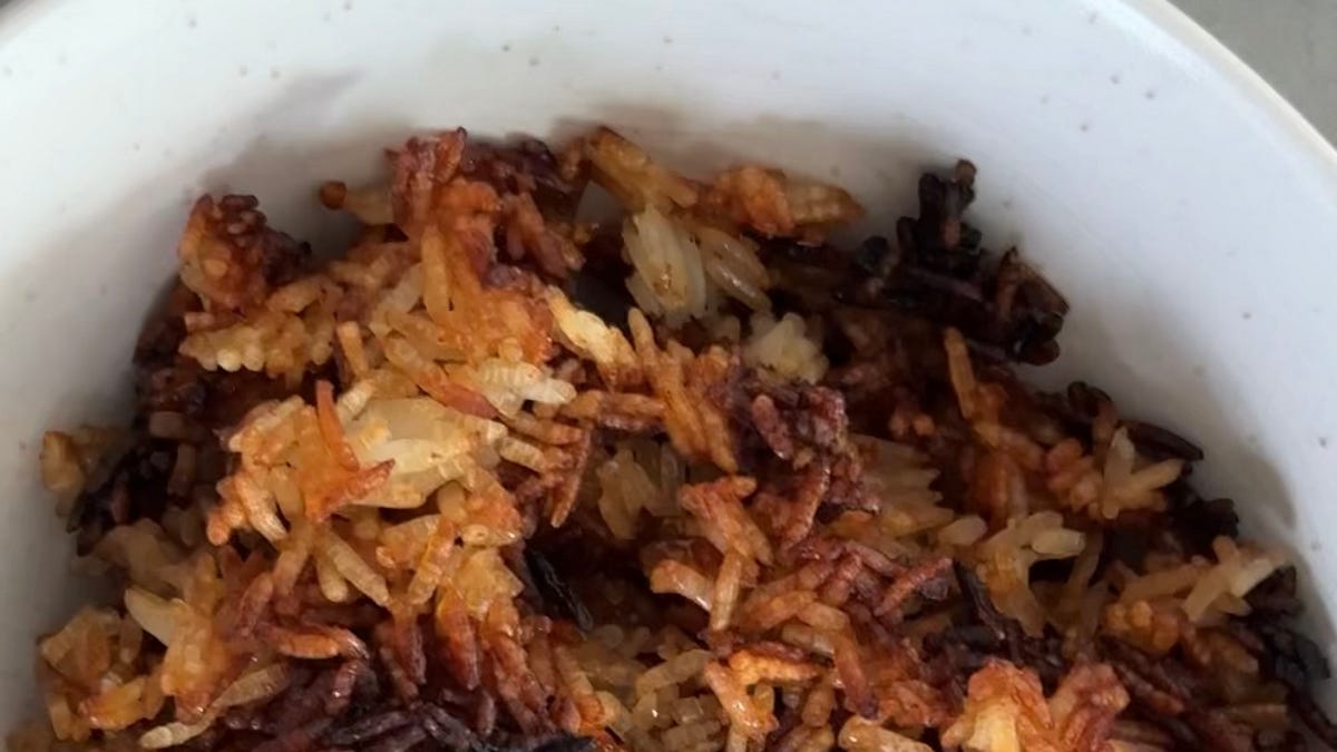 the BEST crispy rice bowl hack!! - by Carolina Salazar