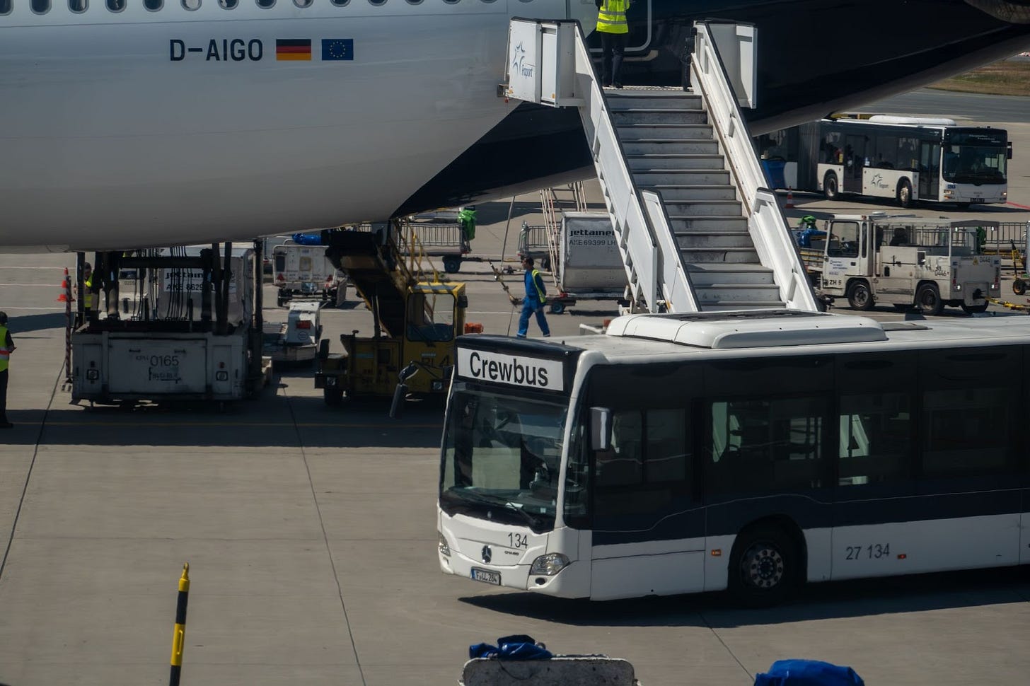 Remote Stands, Bus Boarding, and Last-Minute Gates: A Tale of Two ...