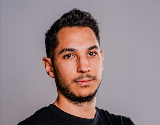 THE BENCHMARK 📈 | Alex Ruiz l TheBenchmark | Substack