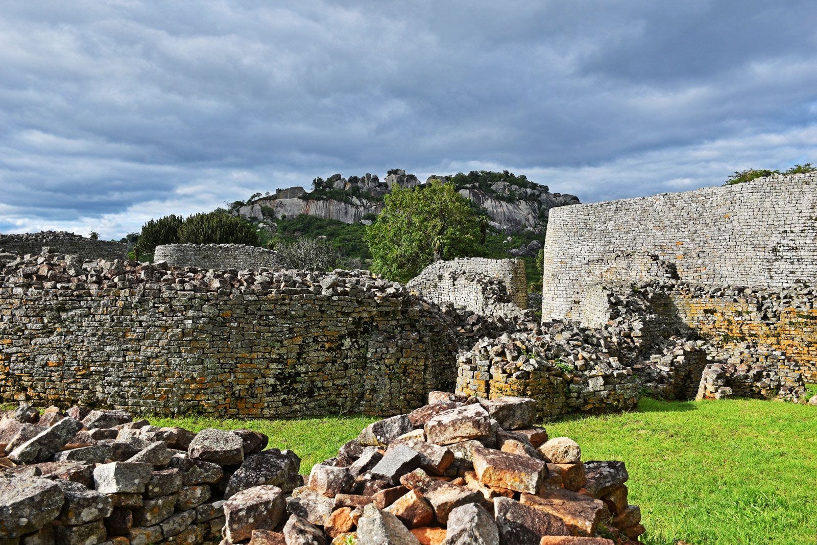 Demystifying the stone ruins of pre-colonial Africa