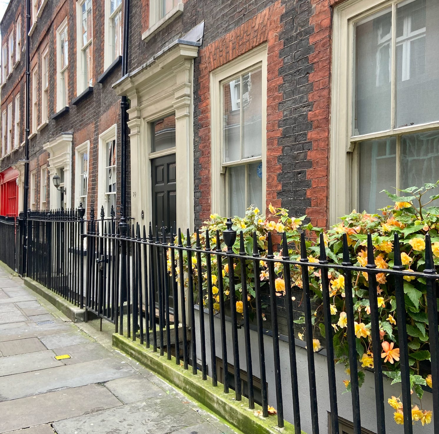 The Deadly History of This Soho Water Pump