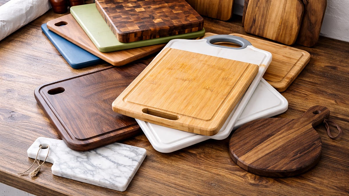 Question Mark: Is Your Cutting Board Doubling as a Knife De-Sharpener?