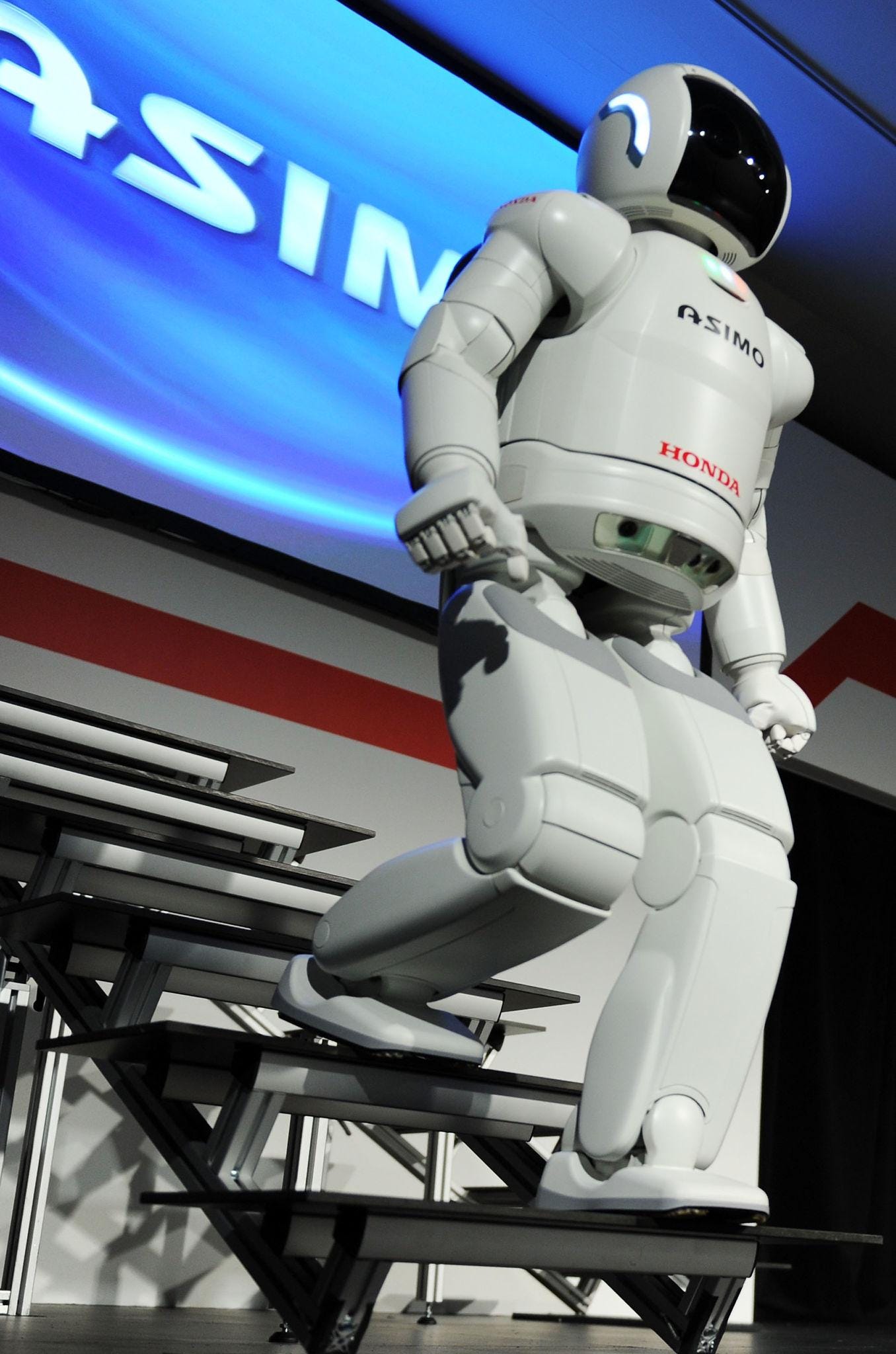 Android vs. Humanoid Robot: Why the Words Matter (Especially in the Age ...
