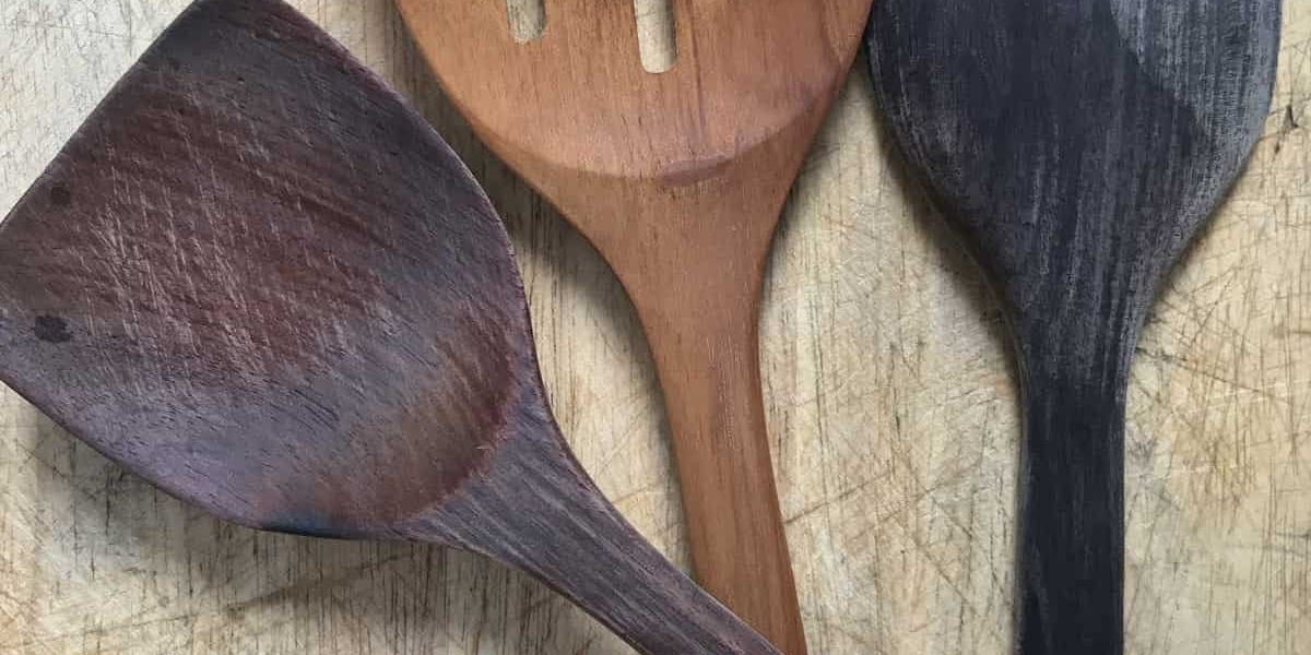 Different Types Of Spatulas and Their Uses