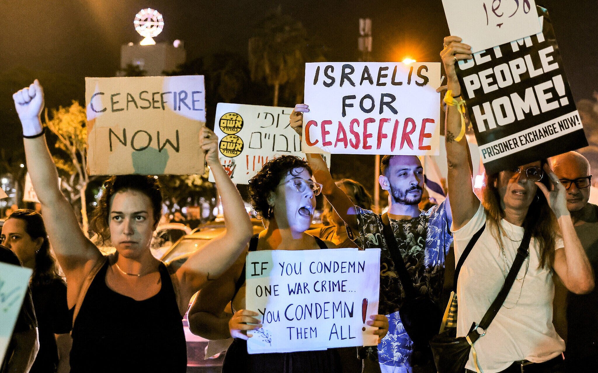 Israeli People Versus Israeli Government - by David Drake