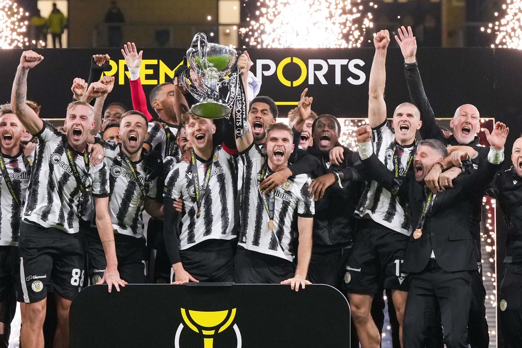 Marcus Fraser salutes 'brilliant' Stephen Robinson after cup triumph
