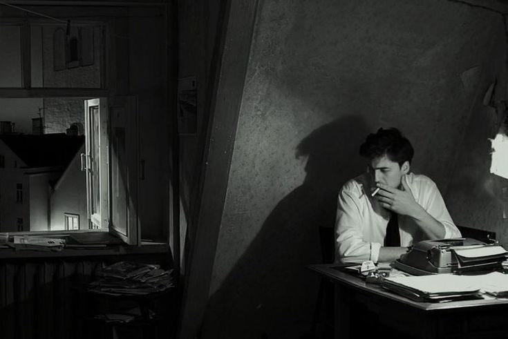 Stop Explaining Yourself: The Power of Machiavellian Silence.