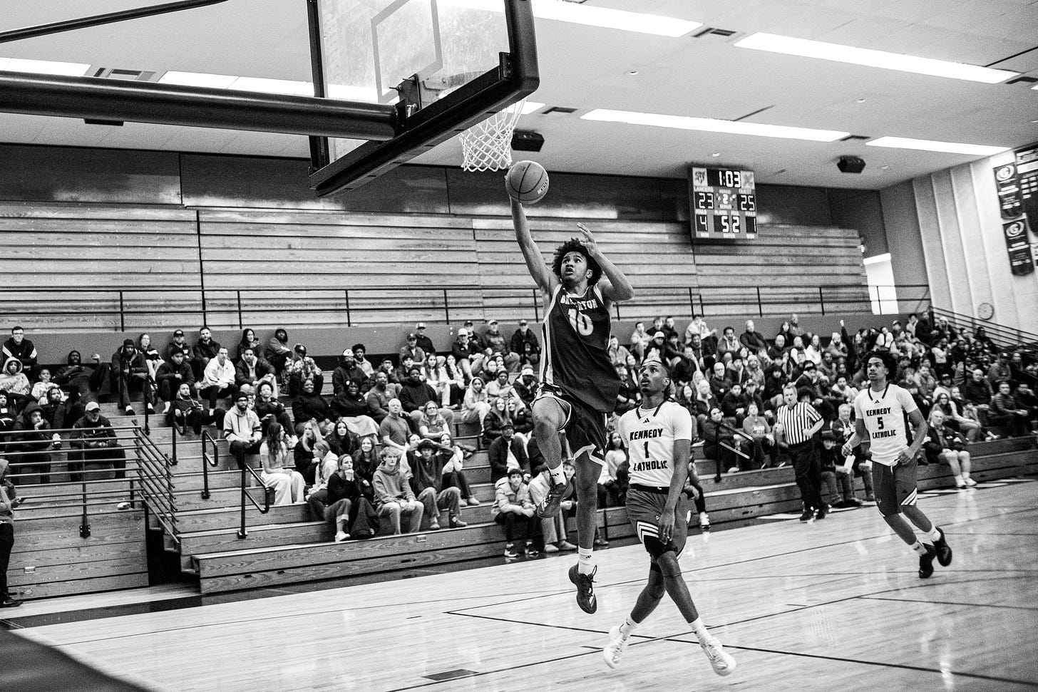 Bremerton's Jalen Davis Lives Up to Hype - by Mason Kelley