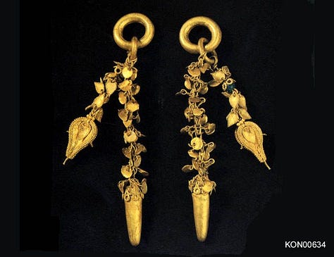 The Origin & History of Chain Necklaces - by Ashley Volbeda