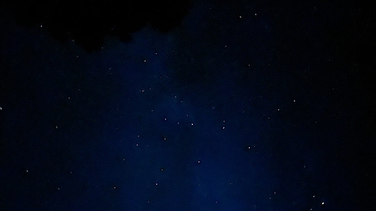 dark night sky description