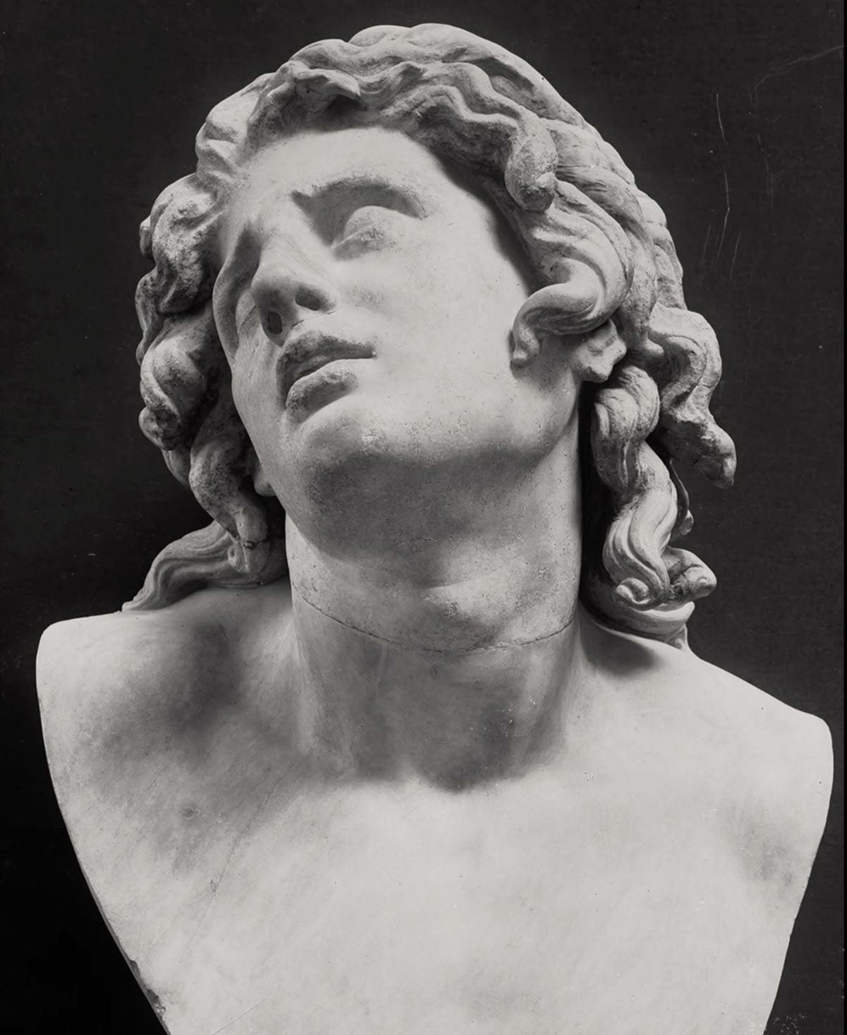 Greek Statues: Size Did Matter - by TheBlackWolf