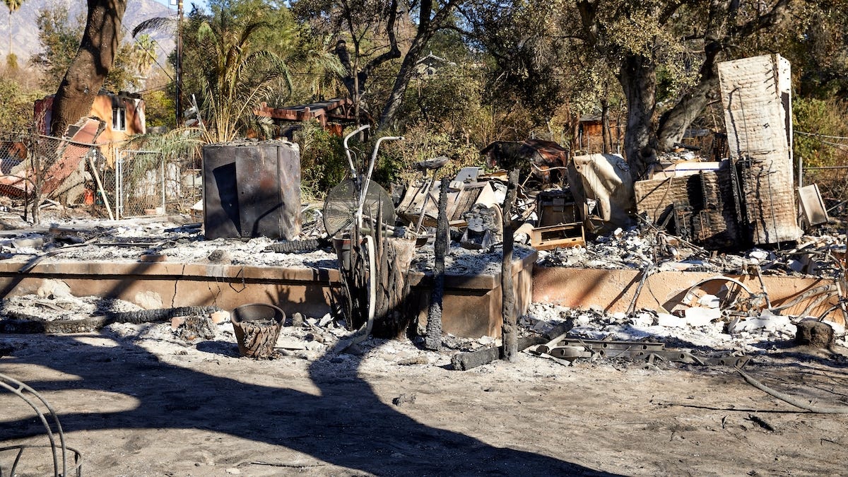 Your home is the new wildfire battlefront - L.A. Reported