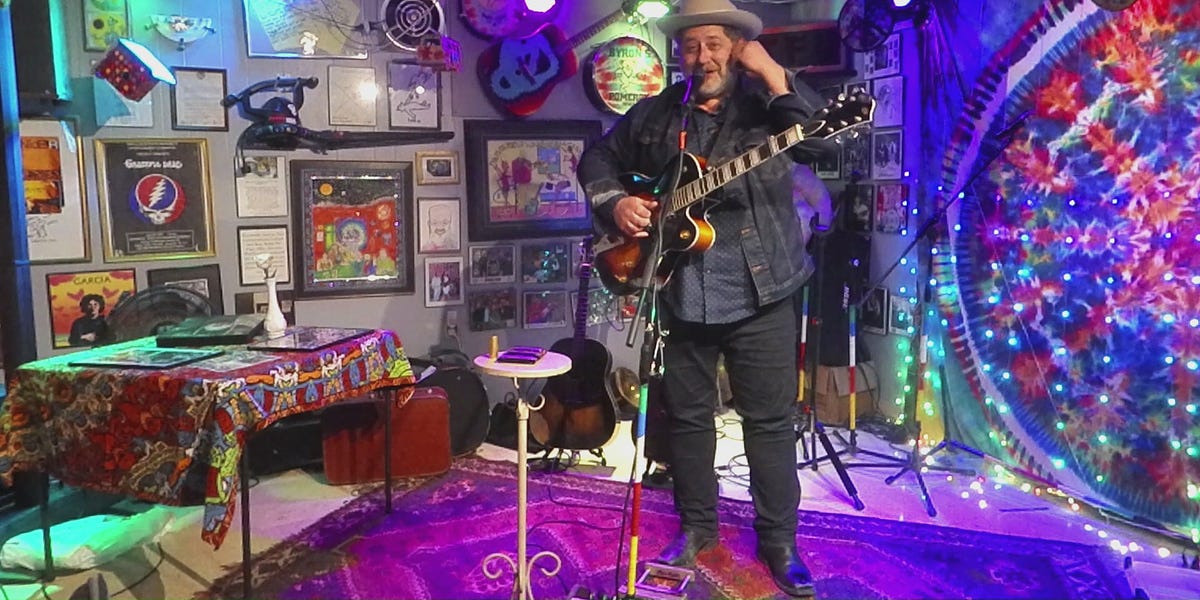 Special Edition: Electric Chad Elliott From Set 1, 2026-02-01