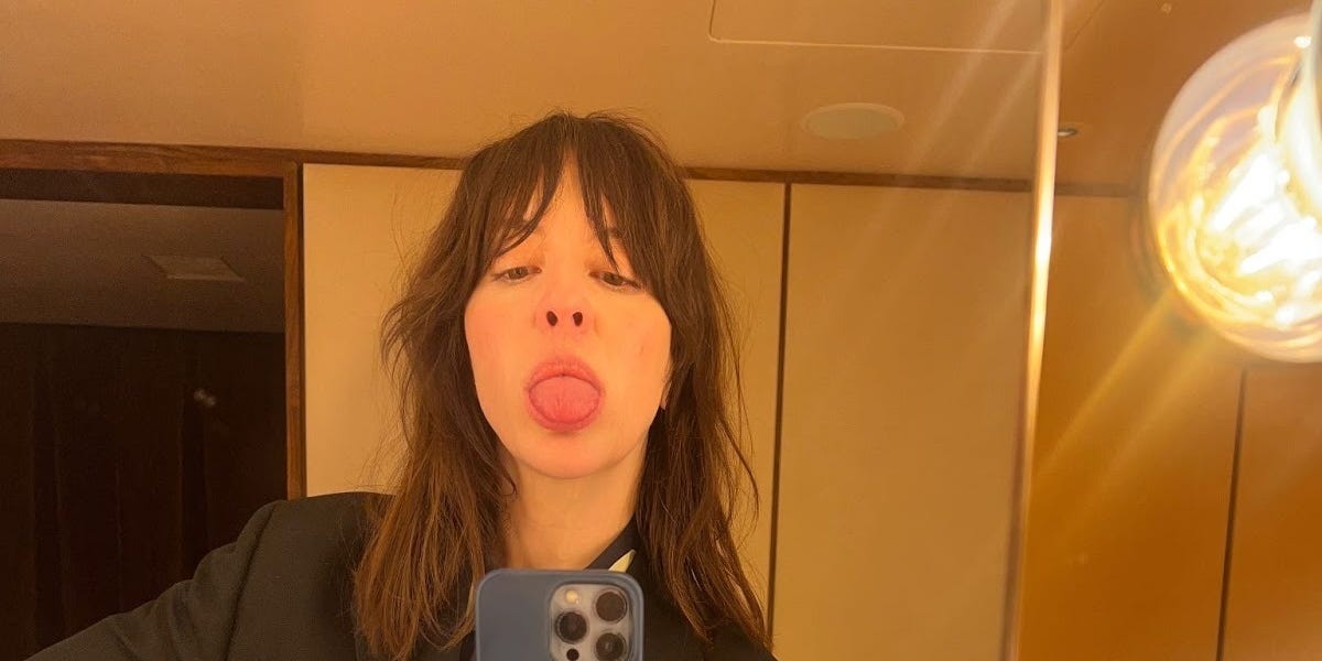 My Internet: Liz Franczak - by Nick Catucci - Embedded