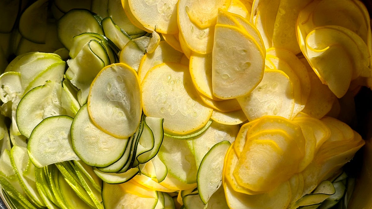 mini yellow courgettes