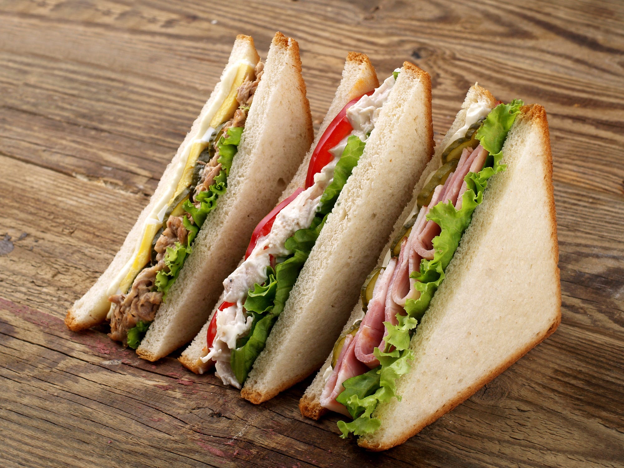 Cómo tostar el pan para hacer un sándwich perfecto (trucos y técnica)